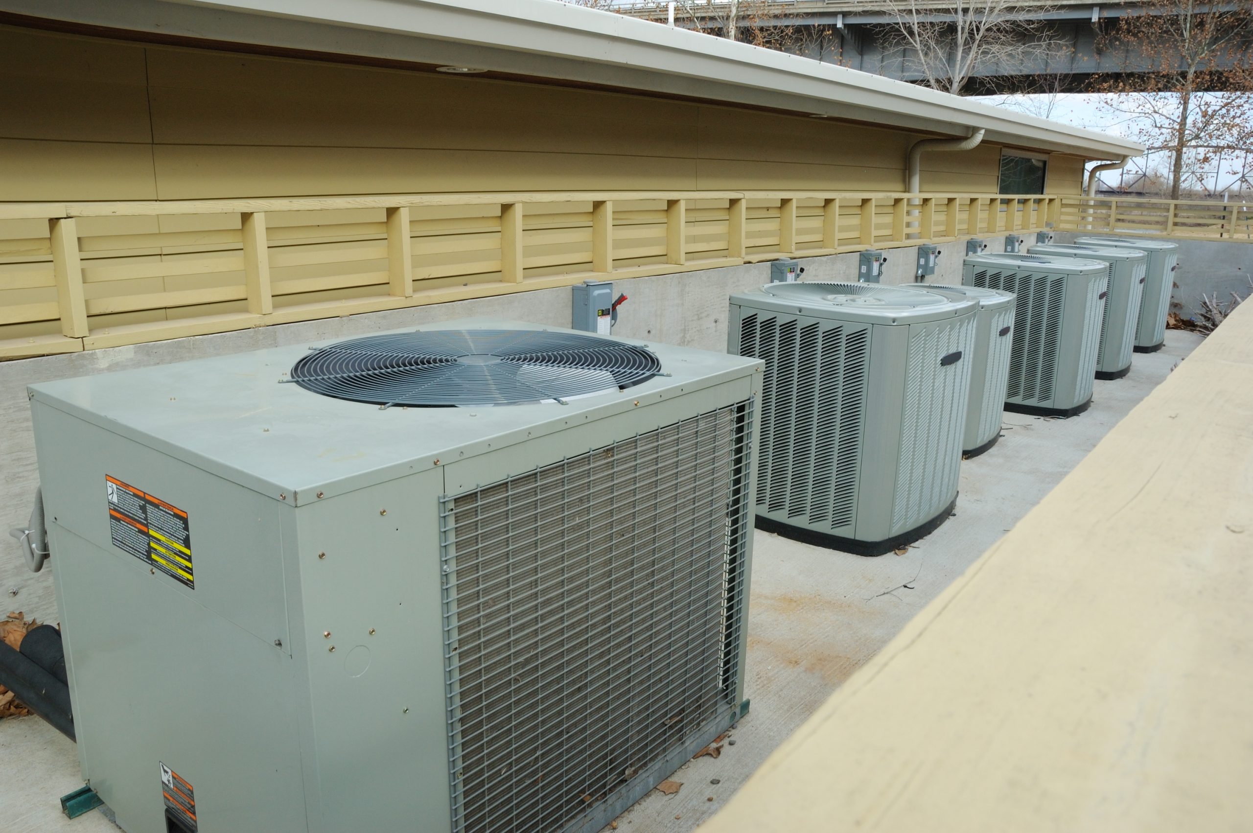 What's the Difference Between VRF and VAV HVAC Systems?